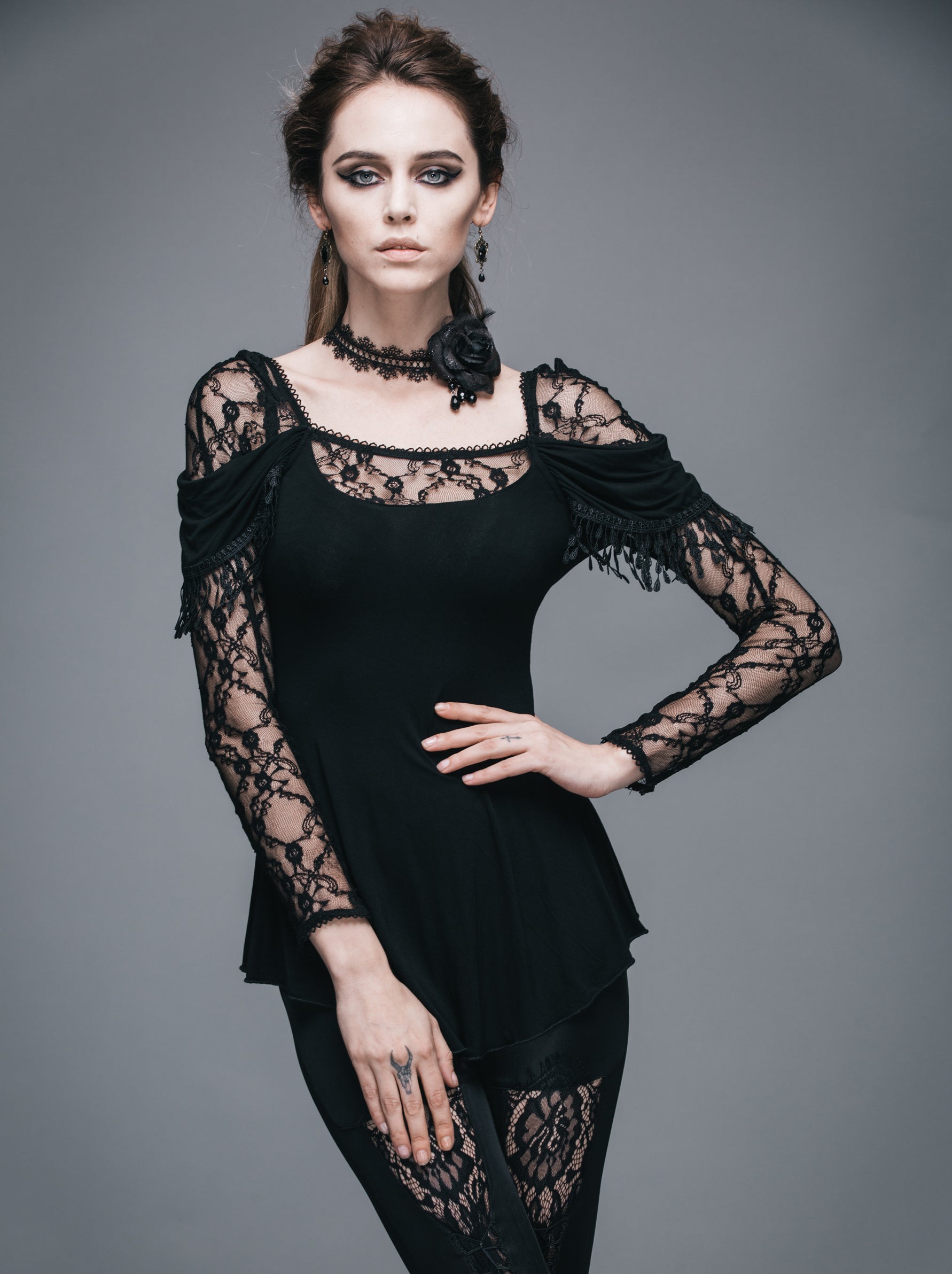The Lace of Romance Top – Goth N' Rock
